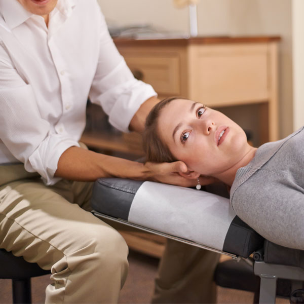 Lynnwood Chiropractor - Same Day Appointments - Hagen Chiropractic Center
